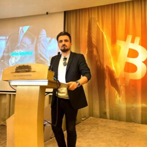 Alpha Whale's Profile | Binance Square